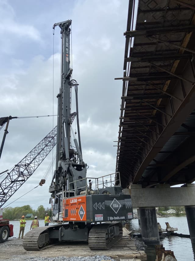 Used 2017 LIEBHERR LB36-410 for sale in Canada | Piling Broker